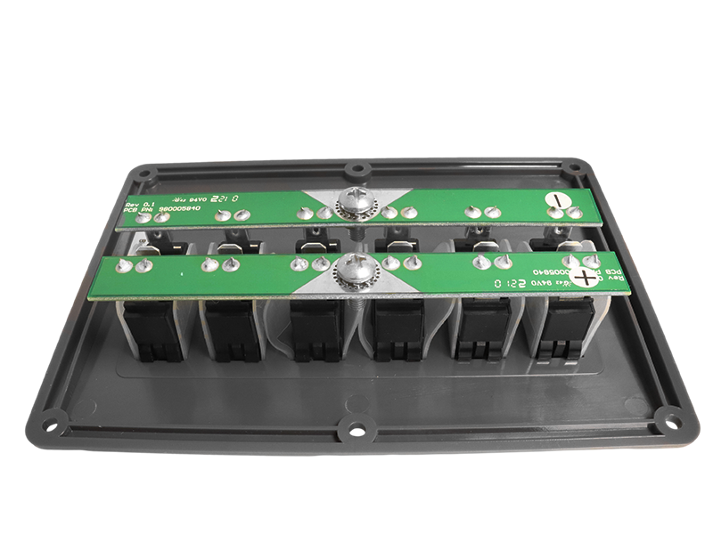 Blue Sea Systems 4322 IP66 Water-Resistant Circuit Breaker Switch Panel ...