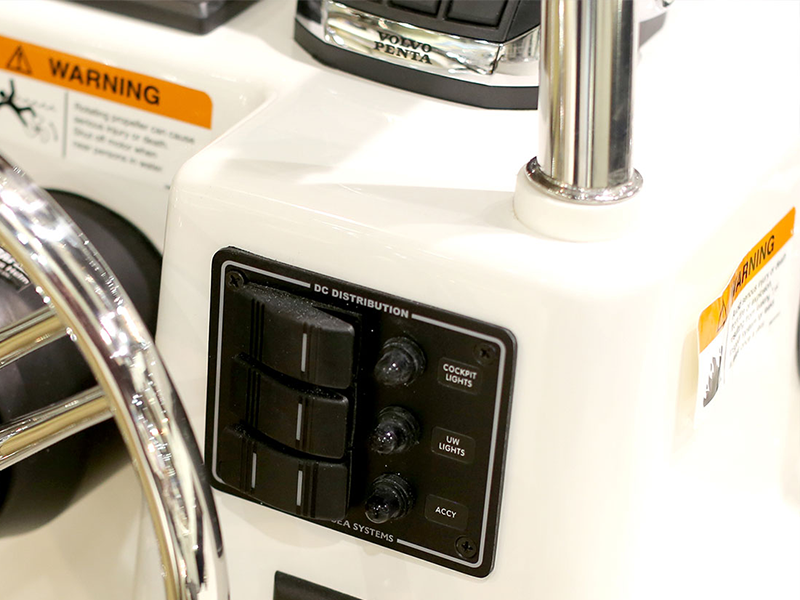 Blue Sea Systems 8374 IP66 Water-Resistant Circuit Breaker Switch Panel ...