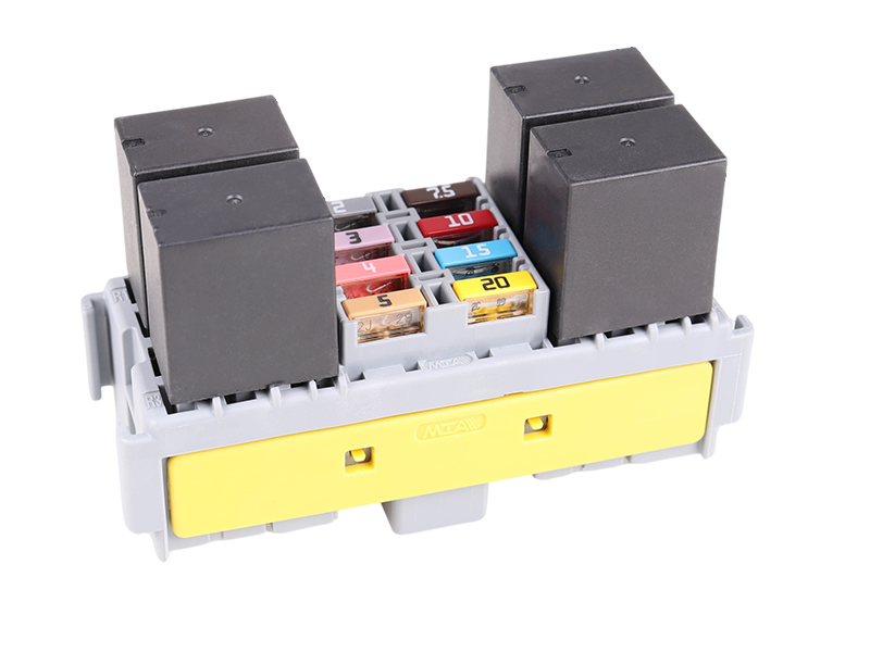 Module For 4x Micro Relays & 8x Mini Blade Fuses | 12 Volt Planet